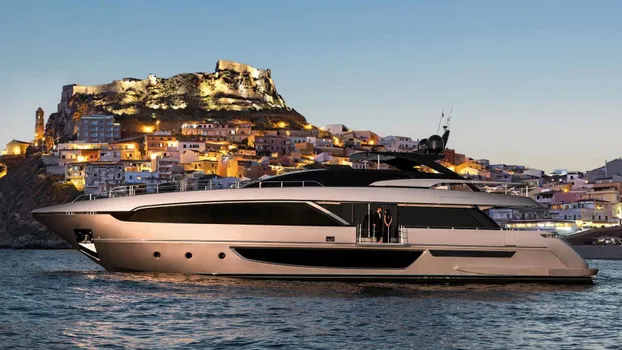 Iron Gryphon yacht (Riva, 29.9m, 2019)